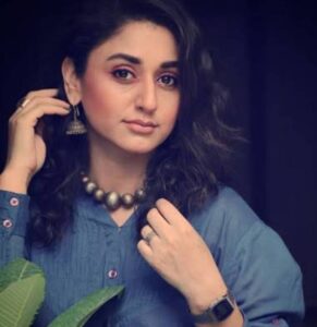 Dania Khan | Biography, Age, Family & Other Facts